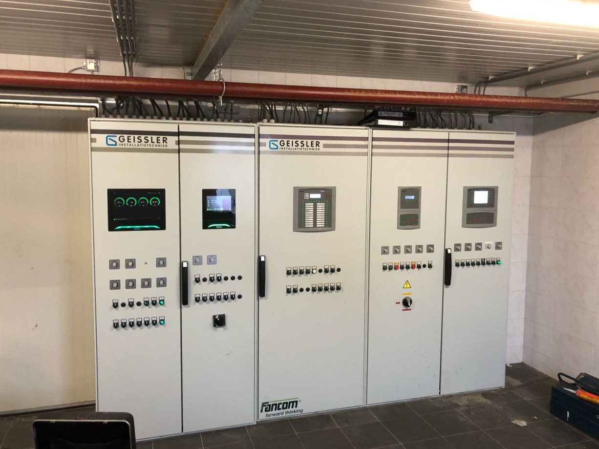 Pig or poultry climate control system - Fancom